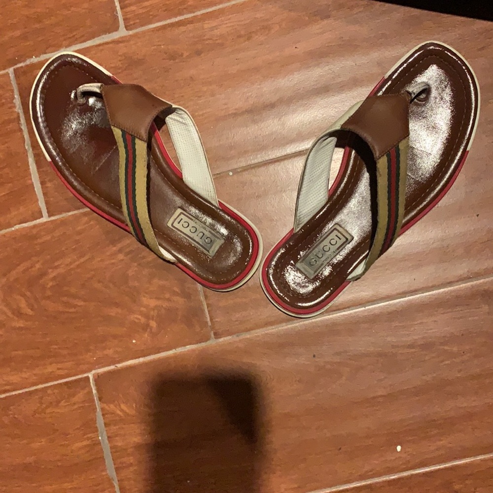 Gucci Brown Leather Flip Flops/Sandals 233316 7c - Gem